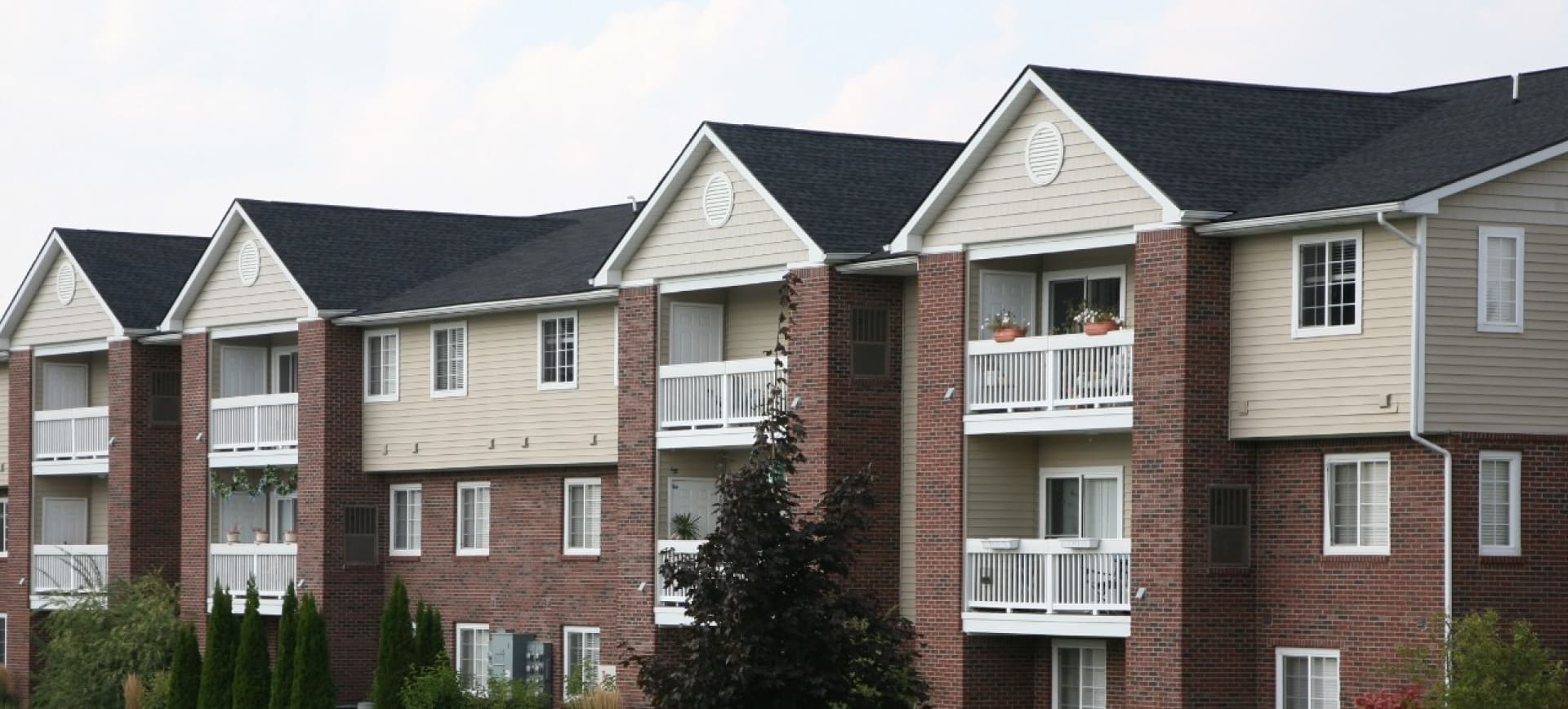 TECTUM | Construction and Roofing Inc The Roofing Professionals